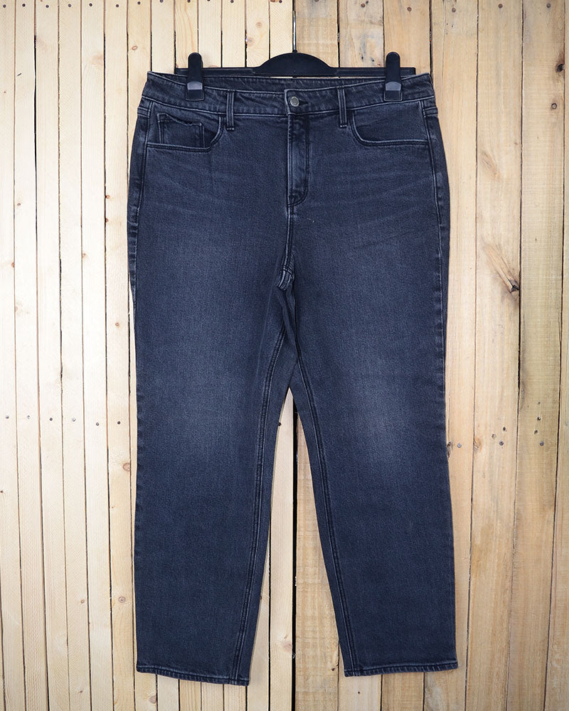 Export Leftover Grey Straight Fit Men Jeans – Sharrys Online Clothing Store